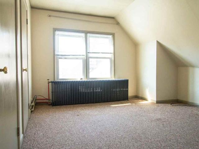 15 17 N 15th Ave E 2 Bedroom Apartment for Rent at 15 N 15th Ave E, Duluth, MN 55805 East End