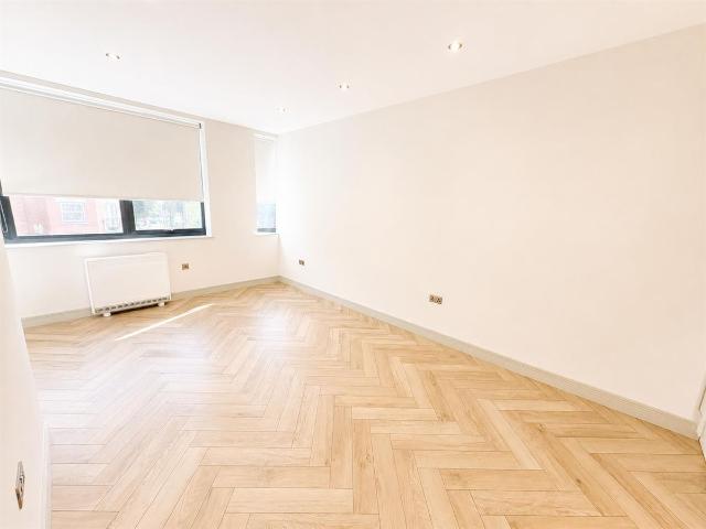 15, 141 Spitfire House, Davigdor Road, Hove BN3, 1 bed flat to rent, £1,500 pcm | PrimeLocation