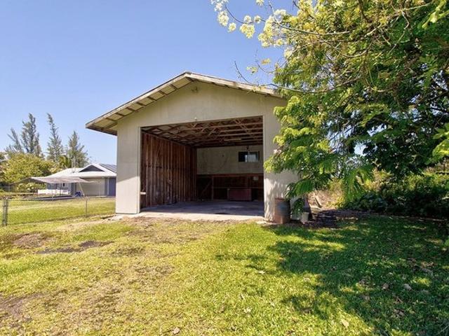 15 181 th Ave, Keaau, HI 96749