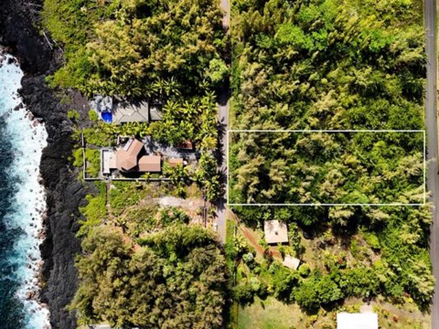 15 18 st Ave, Keaau, HI 96749