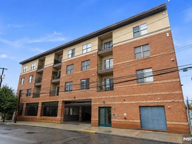 15 19 Tichenor Unit 403, Newark, NJ 07114