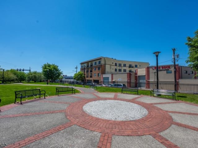 15 19 Tichenor Ln # 406