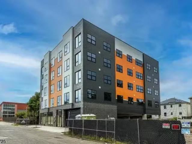 15 19 S 13th St, 201, Newark, NJ 07107