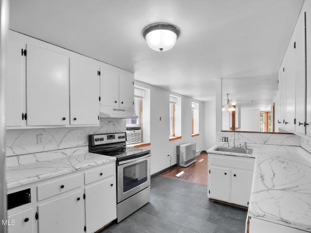15 21 Main Street # Apt. 2B