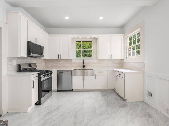 15 29th St