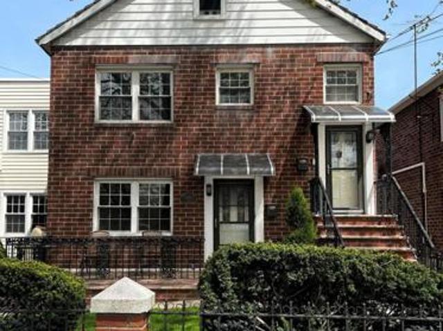 15 33 Utopia Pkwy Fl 1, Whitestone, NY