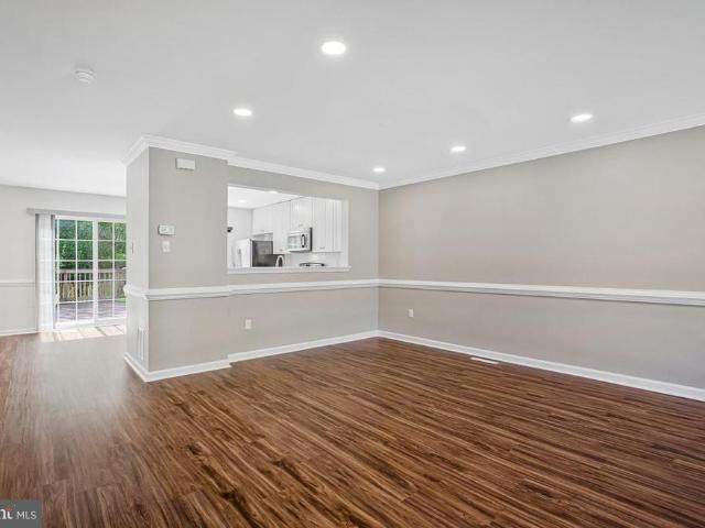15 Tartan Court