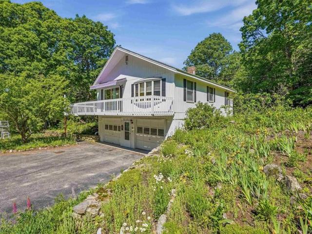 15 Tash Rd, New Durham, NH 03855