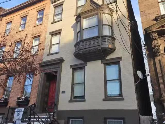 15 Ten Broeck Street, 1, Albany, NY 12210