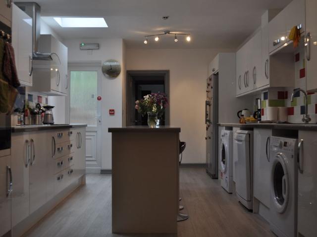 15 TEIGNMOUTH ROAD