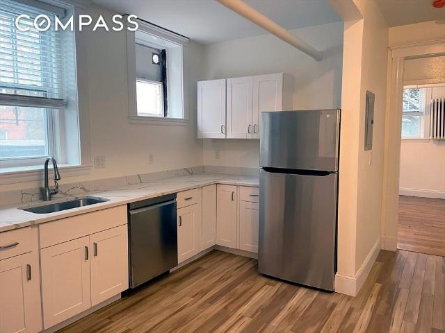 15 Thatcher St B1, Brookline, MA