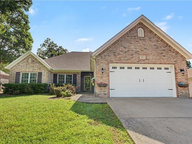 15 Thackery Ln, Bella Vista, AR 72714