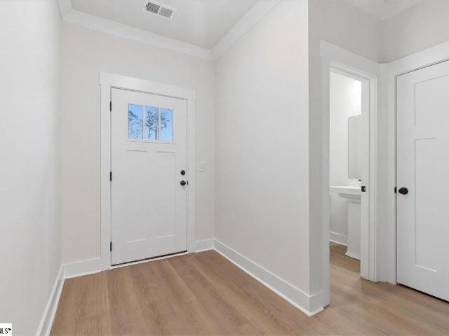 15 Thurlow Court