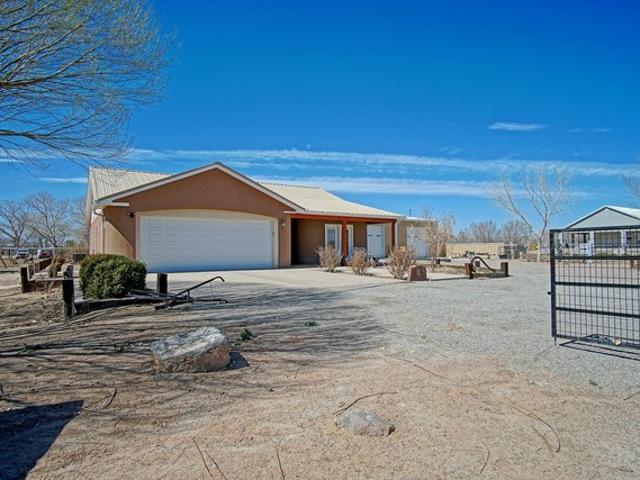 15 Tome Hill Rd, Los Lunas, NM 87031