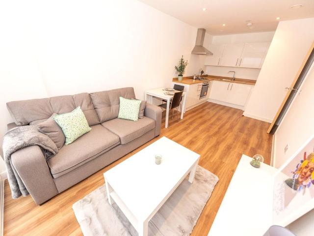15 Trafford Road, Salford M5, 1 bed flat to rent, £975 pcm | PrimeLocation