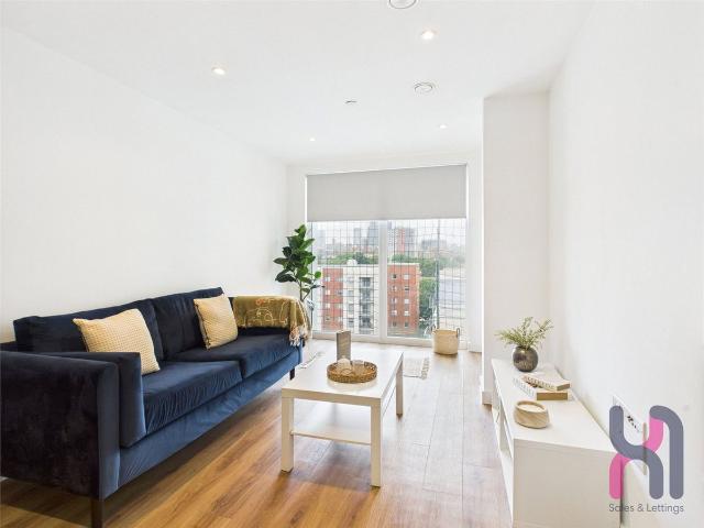 15 Trafford Road, Salford M5, 2 bed flat to rent, £1,275 pcm | PrimeLocation