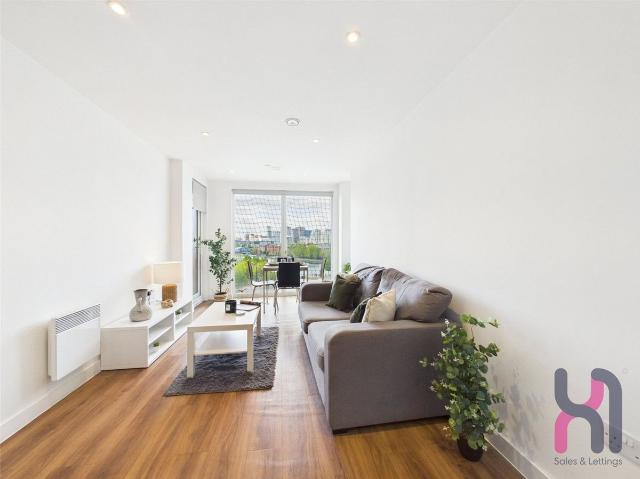 15 Trafford Road, Salford M5, 2 bed flat to rent, £1,300 pcm | PrimeLocation