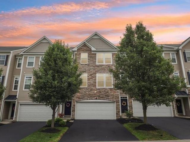 15 Truman Cir, McKees Rocks, PA 15136