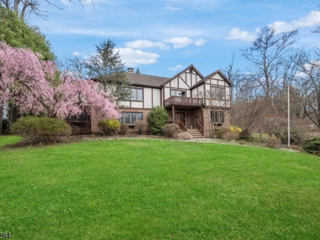 15 Turner Ln, Montville, NJ 07082 | MLS #4018 | Compass