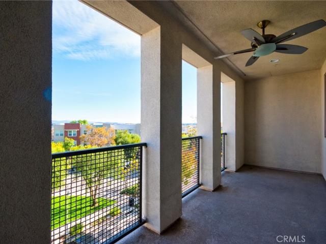 15 Vantis Drive