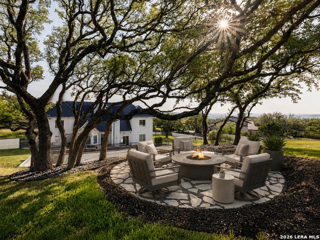 15 Vineyard Dr