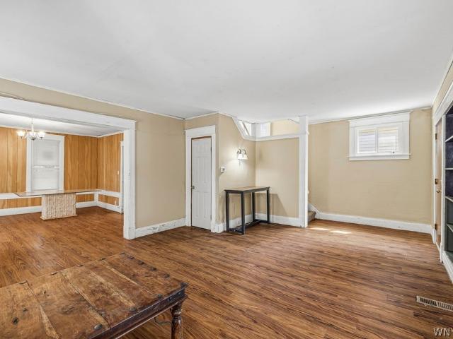 15 W Northrup Place