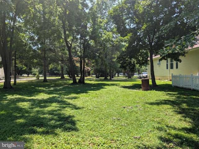 15 W Cherry Street