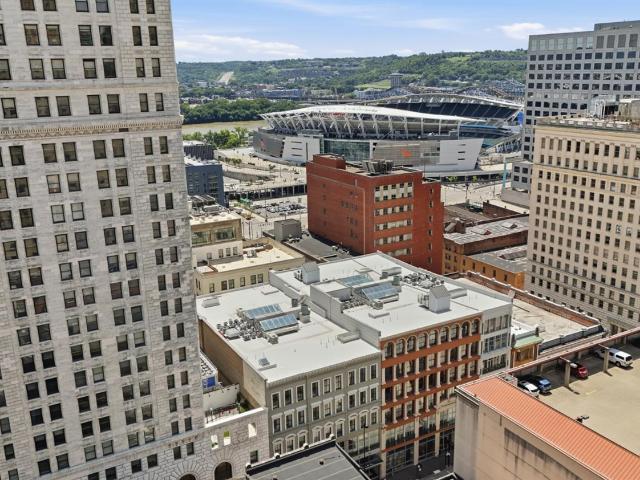 15 W Fourth Street