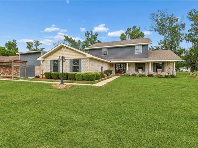 15 W Levert Dr, Luling, LA 70070
