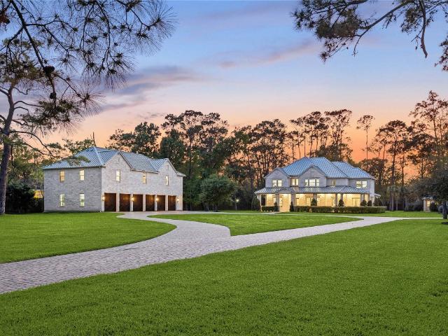 15 W Rivercrest Dr, Houston, TX 77042 | MLS #64478 | Compass