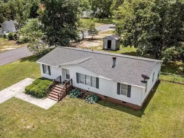 15 W Tryon Ct, Spring Lake, NC 28390 MLS 10060094