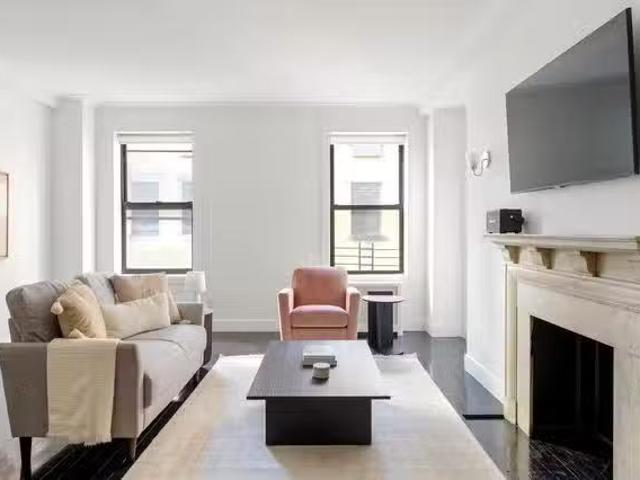 15 W 55th St, Midtown West 2 Bedroom 1 Bath