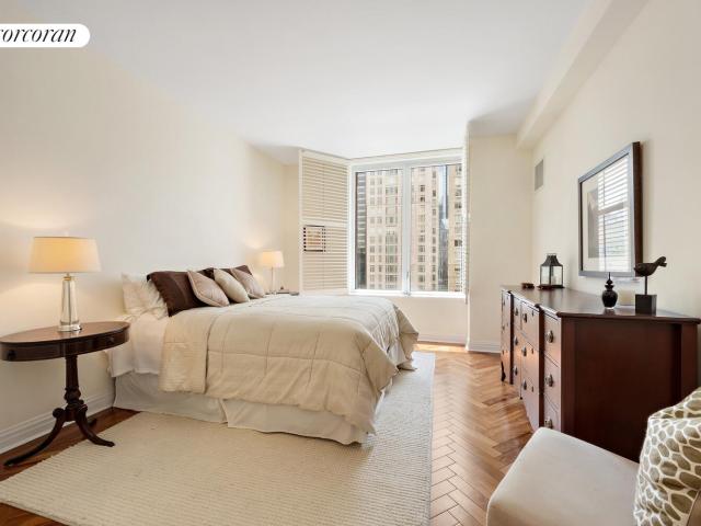 15 W 63RD Street 20C