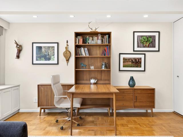 15 W 72ND Street 8E