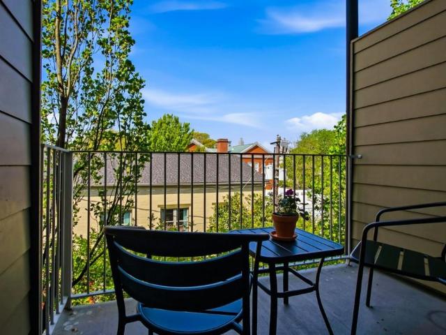 15 Waddell St NE, Unit 303, Atlanta, GA 30307 | MLS #7748 | Compass