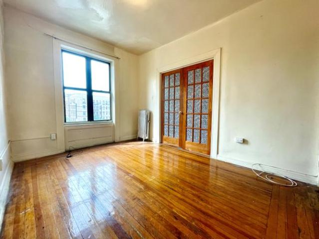 15 Wadsworth Ave 4 B, New York, NY