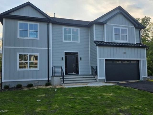 15 Walker Ave, West Milford, NJ 07480
