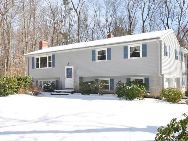 15 Walnut Dr, Marlborough, CT 06447