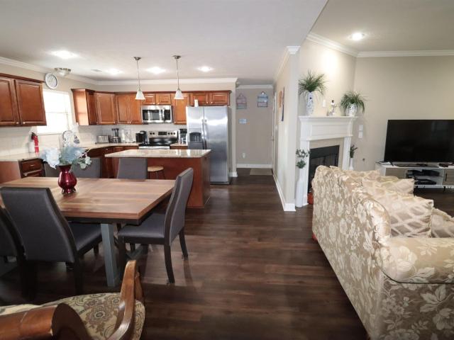 15 Weatherwood Drive