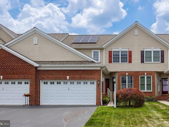 15 Weaver Ave, Ephrata, PA 17522