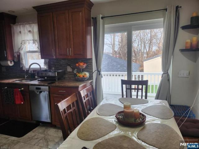 15 Webster Avenue