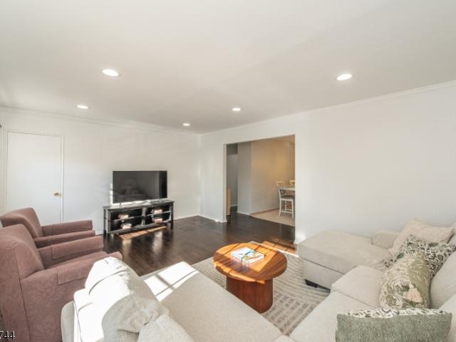 15 Wedgewood Drive # 85