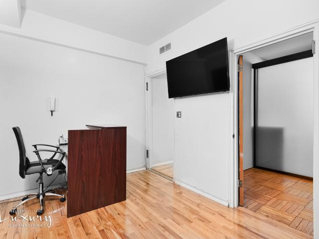 15 West 84th Street, Unit 1J