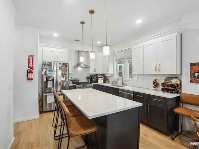 15 Wheeler Street # B