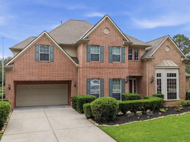 15 White Meadow Court