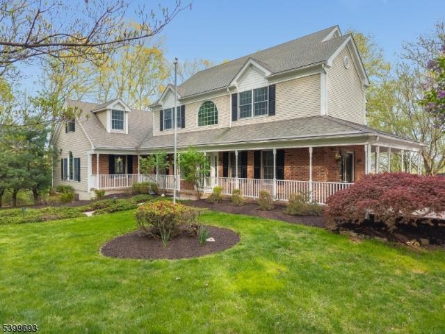 15 White Oak Dr, Asbury, NJ 08802 | MLS #4022 | Compass