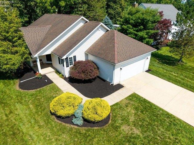 15 Whitefield Blvd, Norwalk, OH 44857