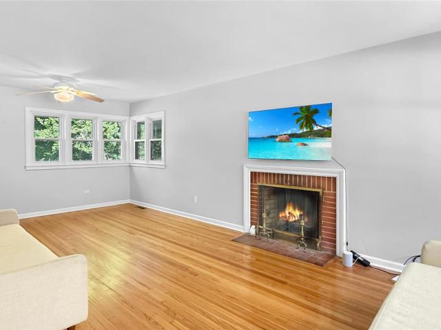 15 Whitehill Place