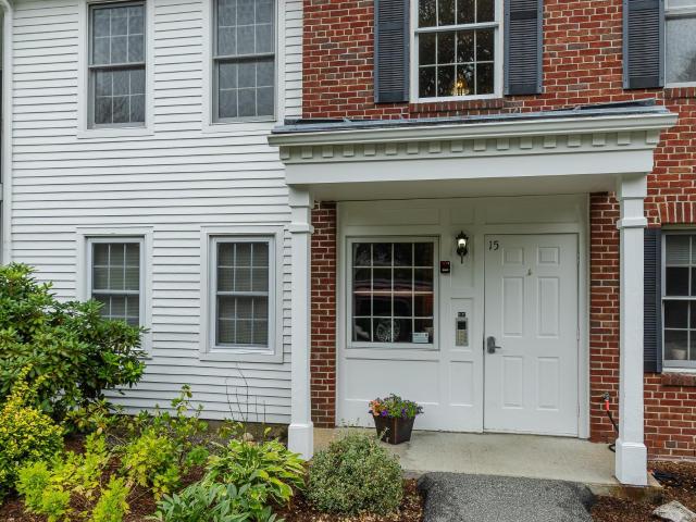 15 Windsor Court # G