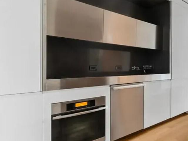 15 William Street 18C